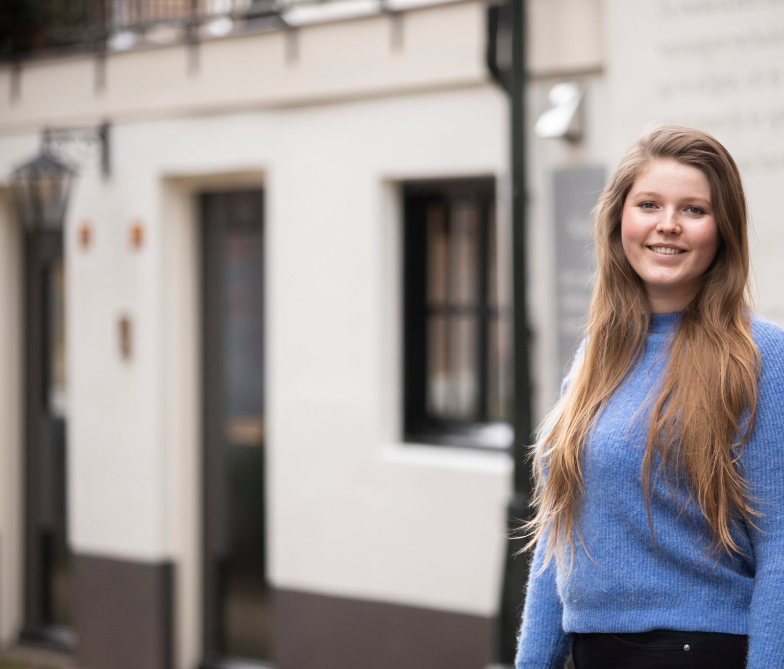 Boekreview: 'Blondjes Beleggen Beter' van Janneke Willemse - Skere Student